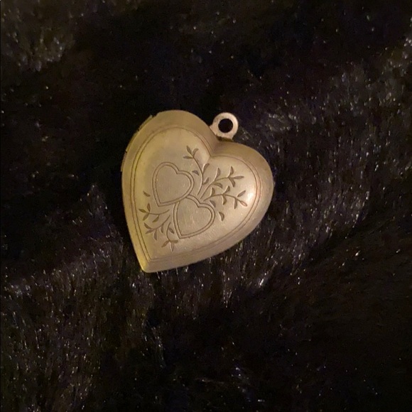 Jewelry | Vintage Heart Locket | Poshmark